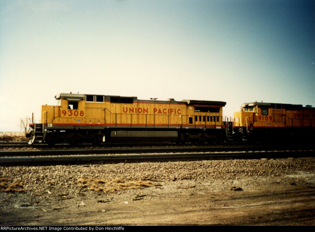 UP 9308 - C40-8 - Laramie WY